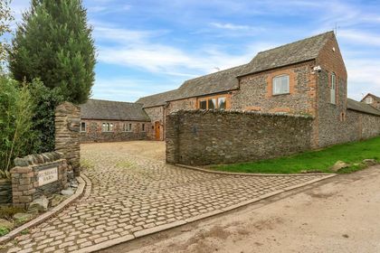 Properties For Sale in Vicary Lane, Loughborough, LE12 8UL