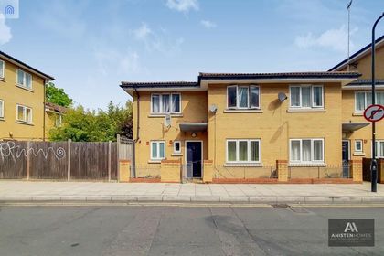 Properties For Sale in Daintry Way, London, E9 5JJ