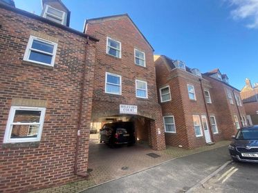 Properties For Sale in Stowell Crescent, Wareham, BH20 4PU
