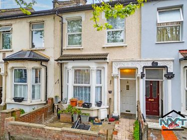 Properties For Sale in Norlington Road, London, E10 6JZ