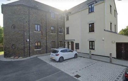 Properties For Sale in Cliff Terrace, Burry Port, SA16 0HR